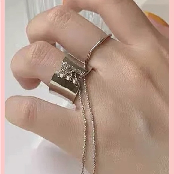 Unlisted | Jewelry | Silver Wide Corset Metallic Strap Resizable Ring ...